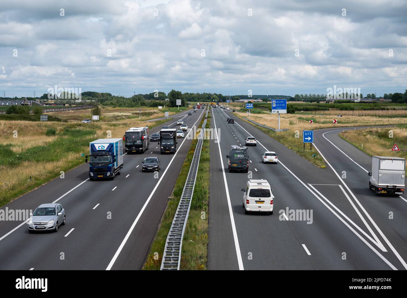 Autoroute a15 Banque de photographies et d’images à haute résolution ...