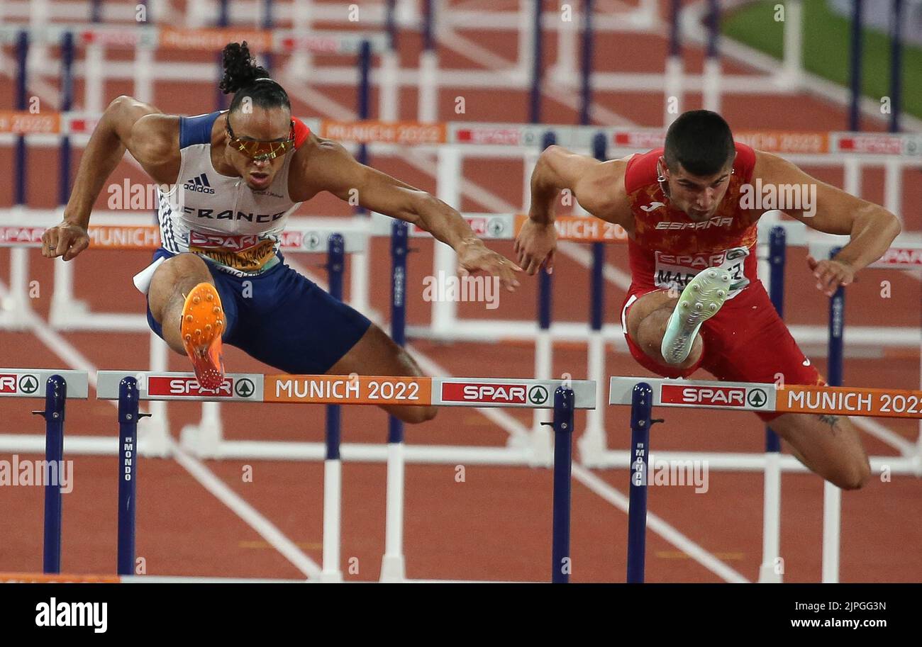 Pascal Martinot-Lagarde de France et Asier Martinez d'Espagne finale hommes 110m haies pendant ...