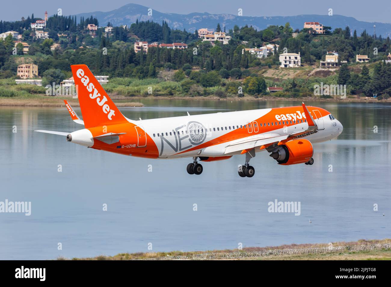 Easyjet airbus a320neo Banque de photographies et d’images à haute ...