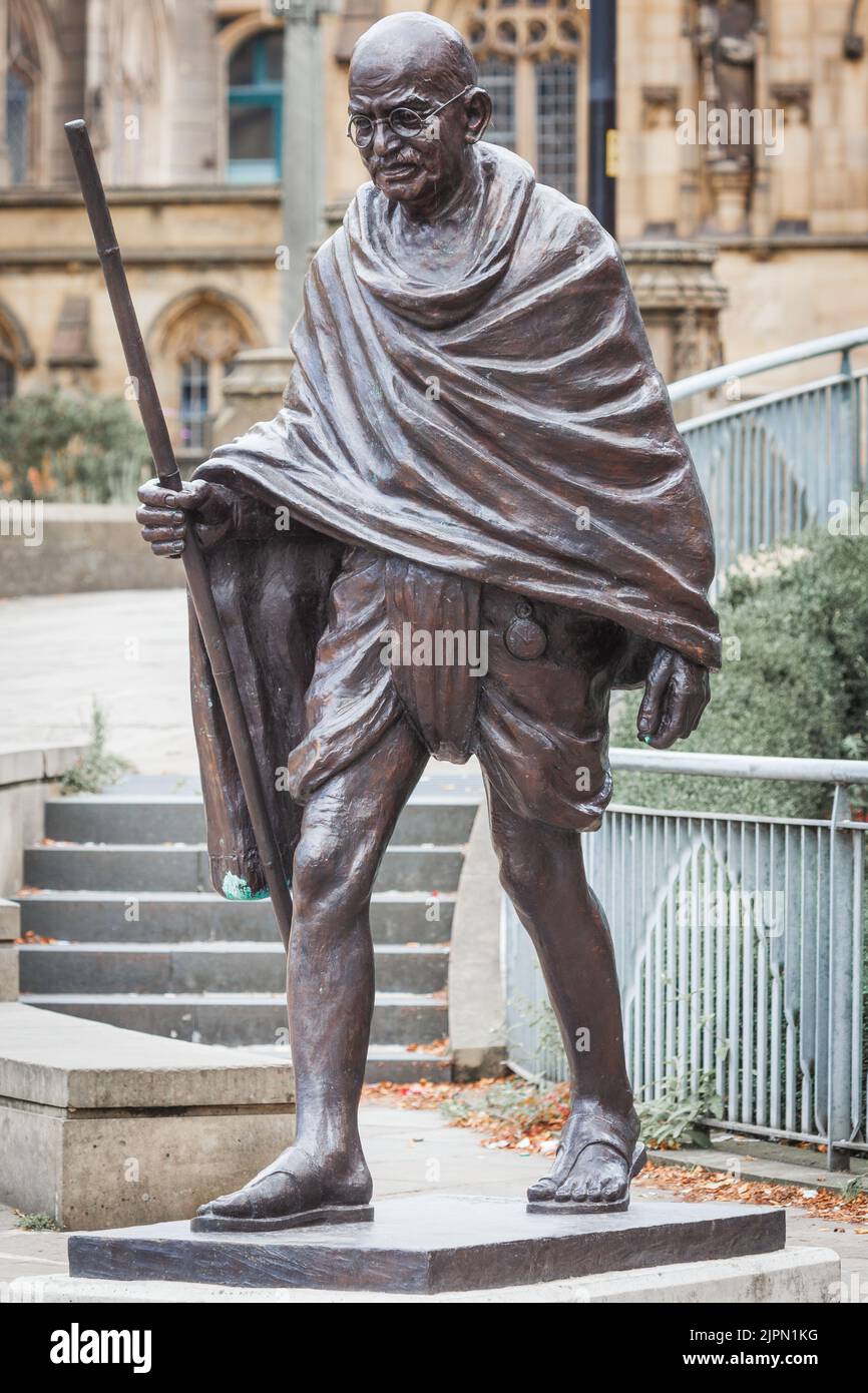 Mahatma gandhi bronze statue Banque de photographies et d’images à ...
