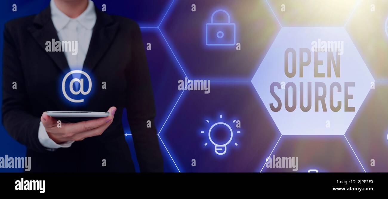 Panneau affichant Open Source, photo conceptuelle indiquant le logiciel ...
