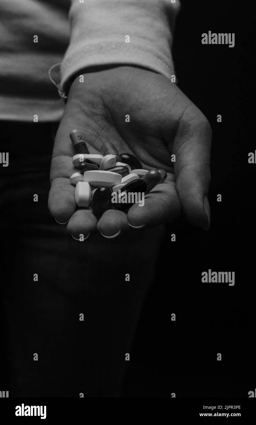 Toxicomanie chez les adolescentes Banque de photographies et d’images à ...