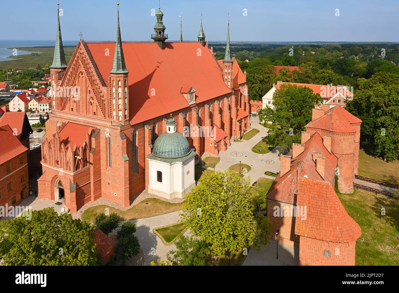 Le complexe de la cathédrale de Frombork, un musée historique des ...