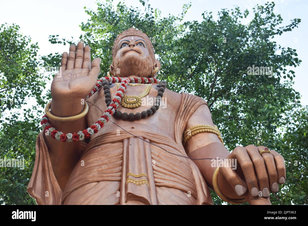 Statue du Seigneur Hanuman qui est le dieu hindou et le divin vanara ...