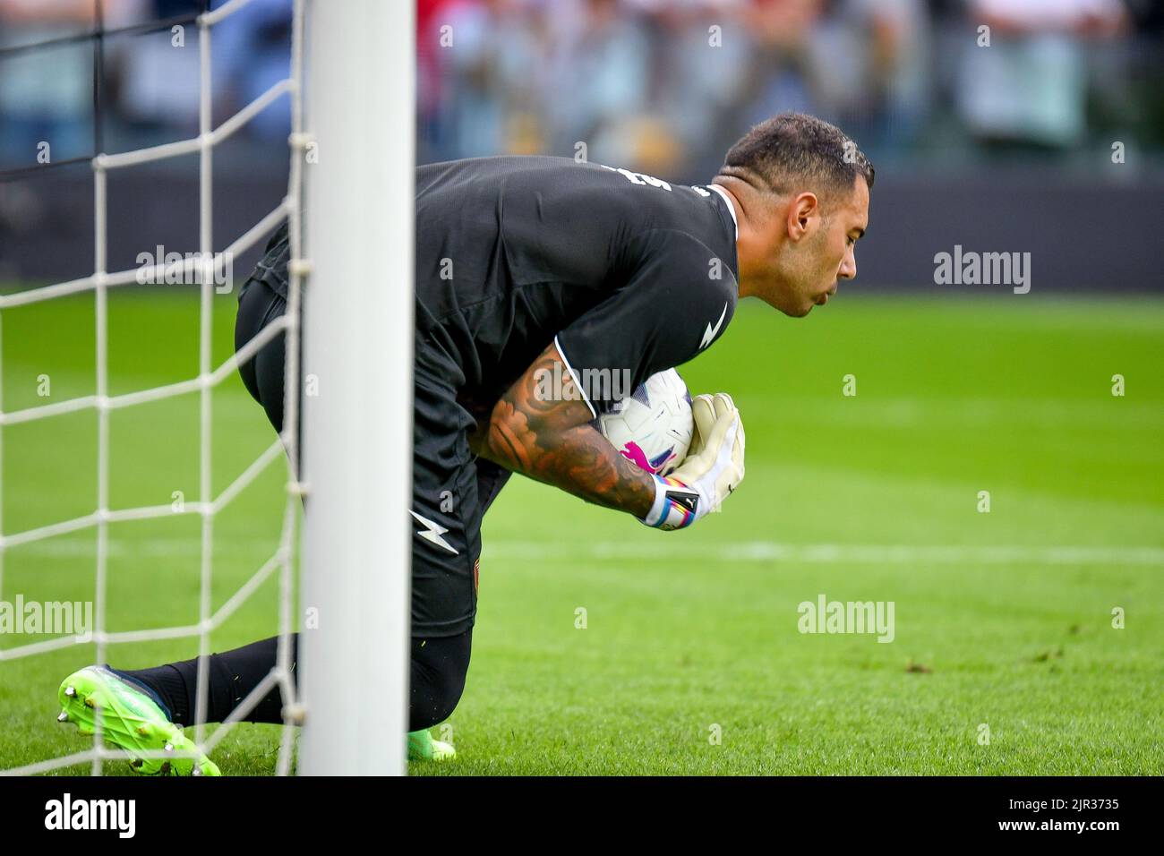 Portrait de Salernitana Luigi Sepe pendant le football italien série A ...