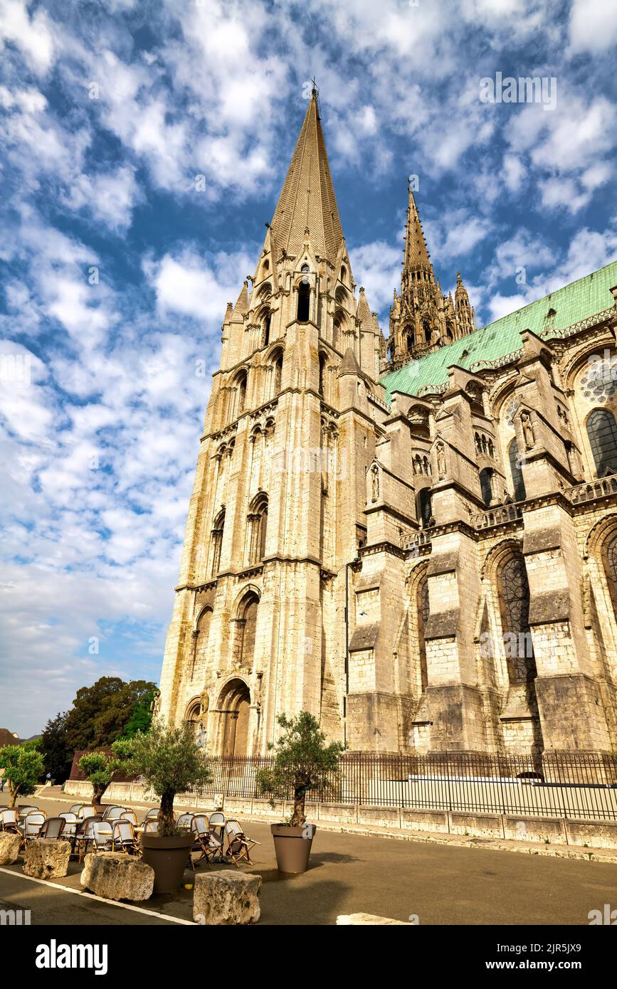 Torre de la catedral de chartres Banque de photographies et d’images à ...