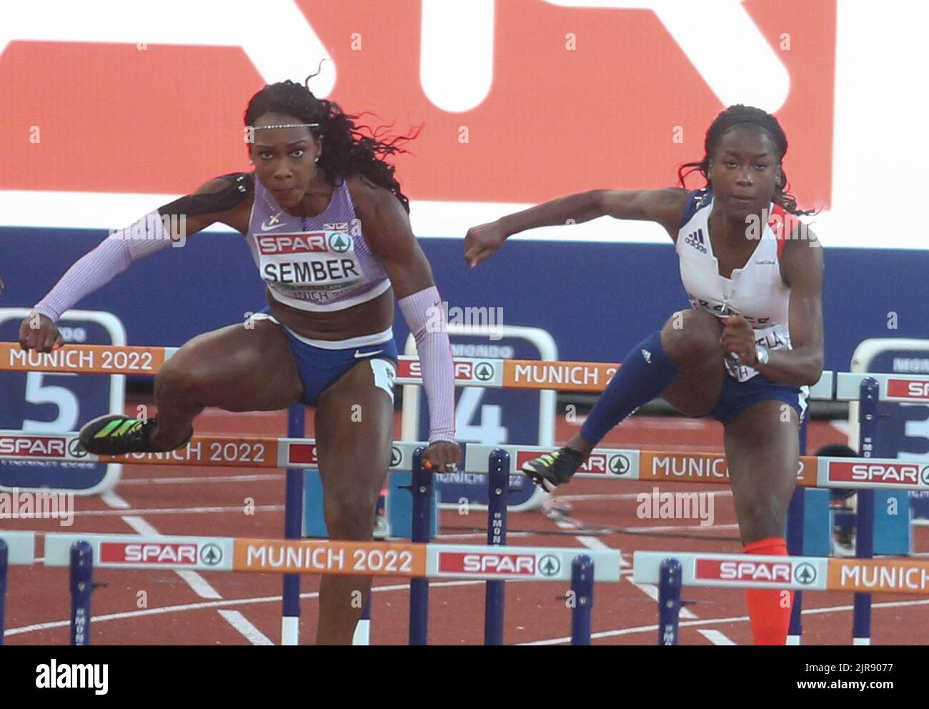 Cindy Sember de Grande-Bretagne et Cyrena Samba - Mayela de France 1/2 ...