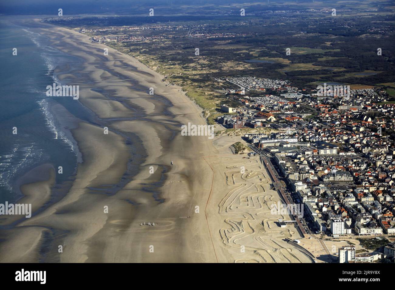 Le Touquet-Paris-Plage (nord de la France) : vue aérienne du bord de ...