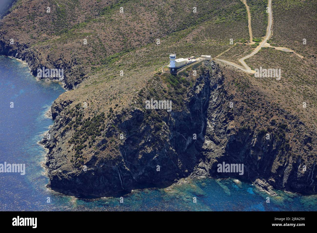Corse du Nord, Ersa : vue aérienne de la pointe ouest de la péninsule ...
