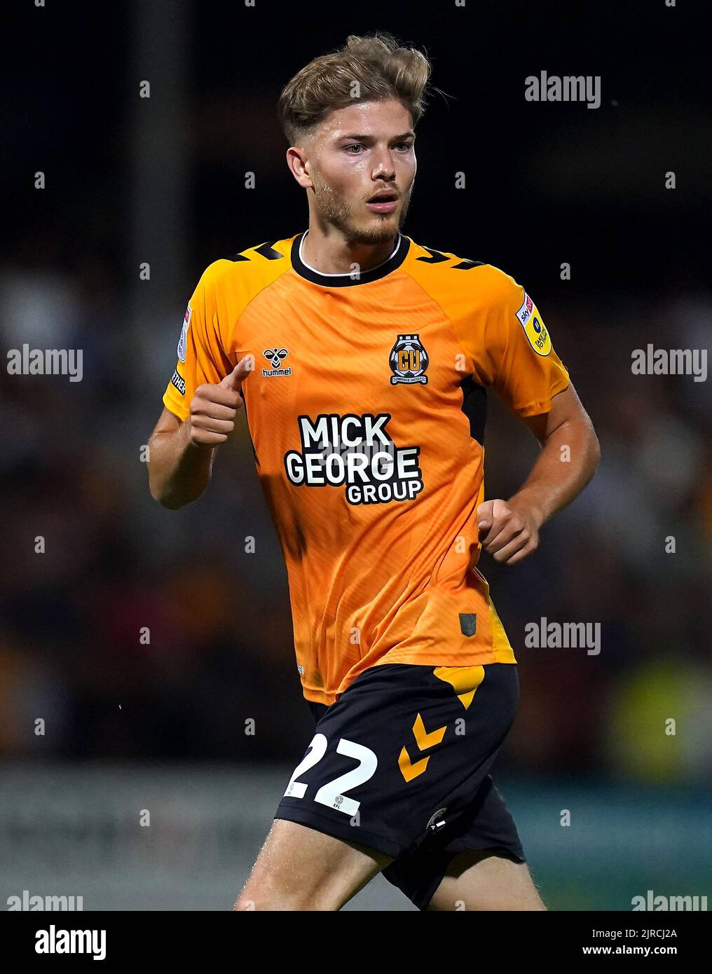 Lewis simper de Cambridge United lors du deuxième match de la Carabao ...