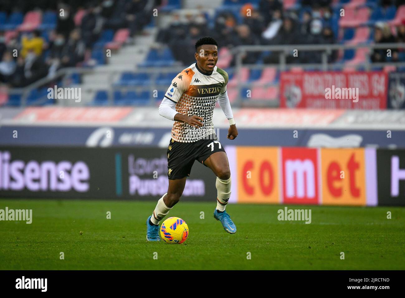 Stade Renato Dall'Ara, Bologne, Italie, 21 novembre 2021, David Okereke ...