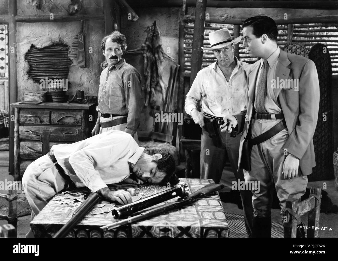 TREVOR BARDETTE comme Bradley Meredith AL TAYLOR comme Claggett BUD ...