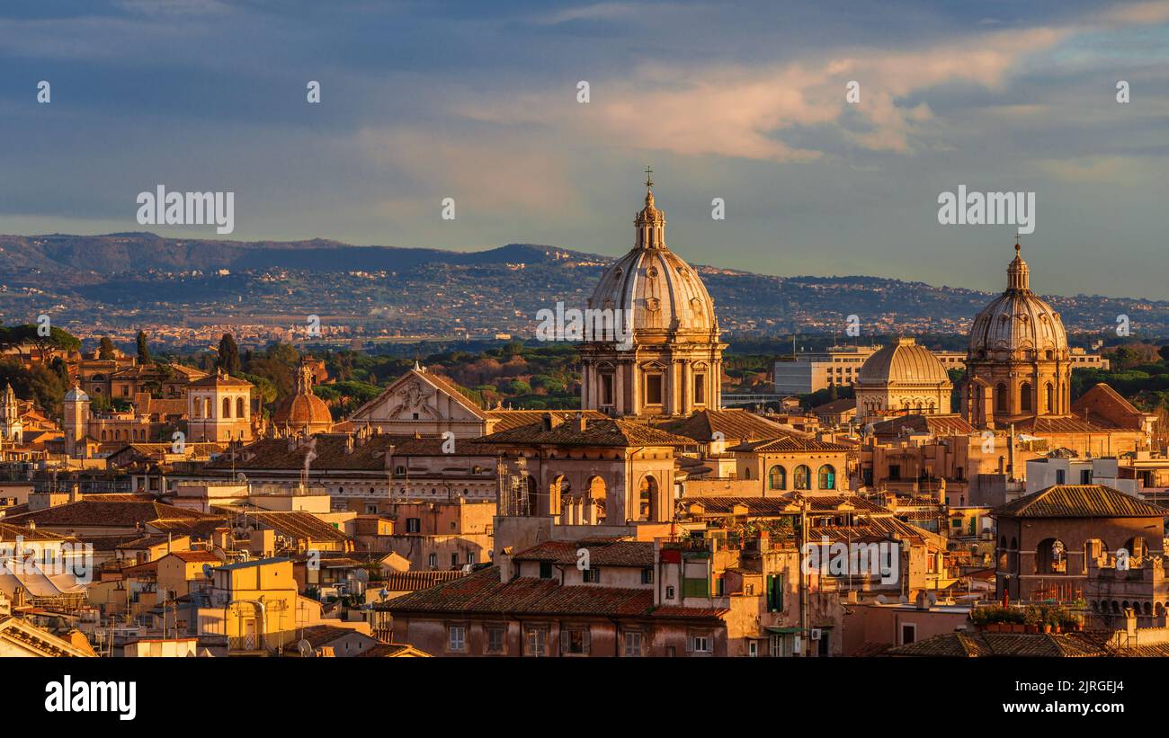 Panorama du coucher de soleil pittoresque de rome Banque de ...