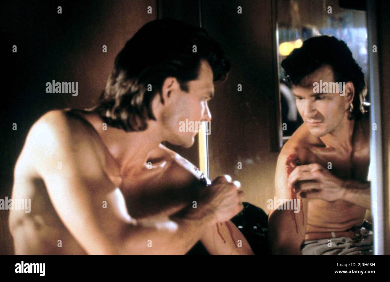 Road house dalton patrick swayze Banque de photographies et d’images à haute résolution - Alamy