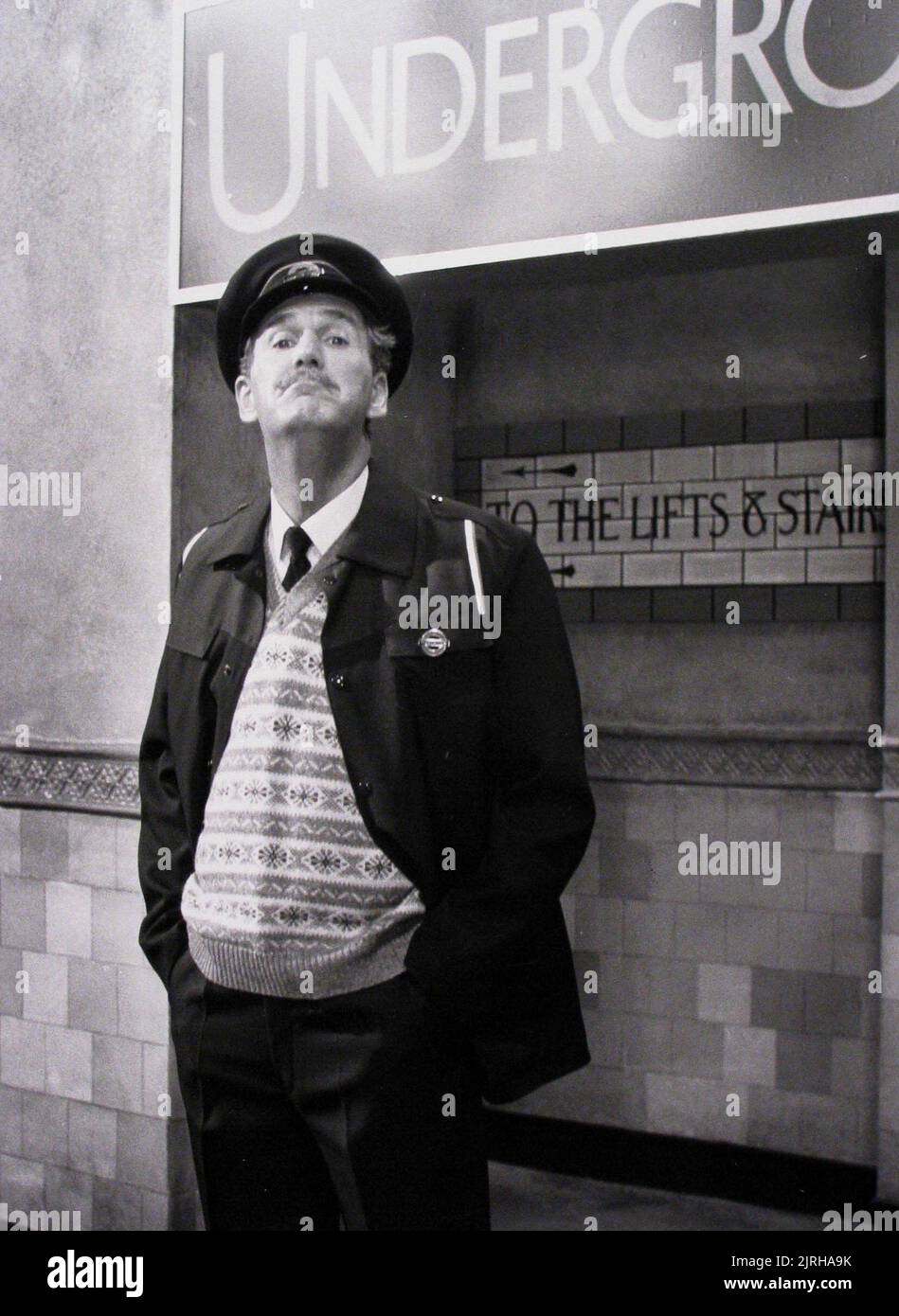 Russ abbot Banque de photographies et d’images à haute résolution - Alamy