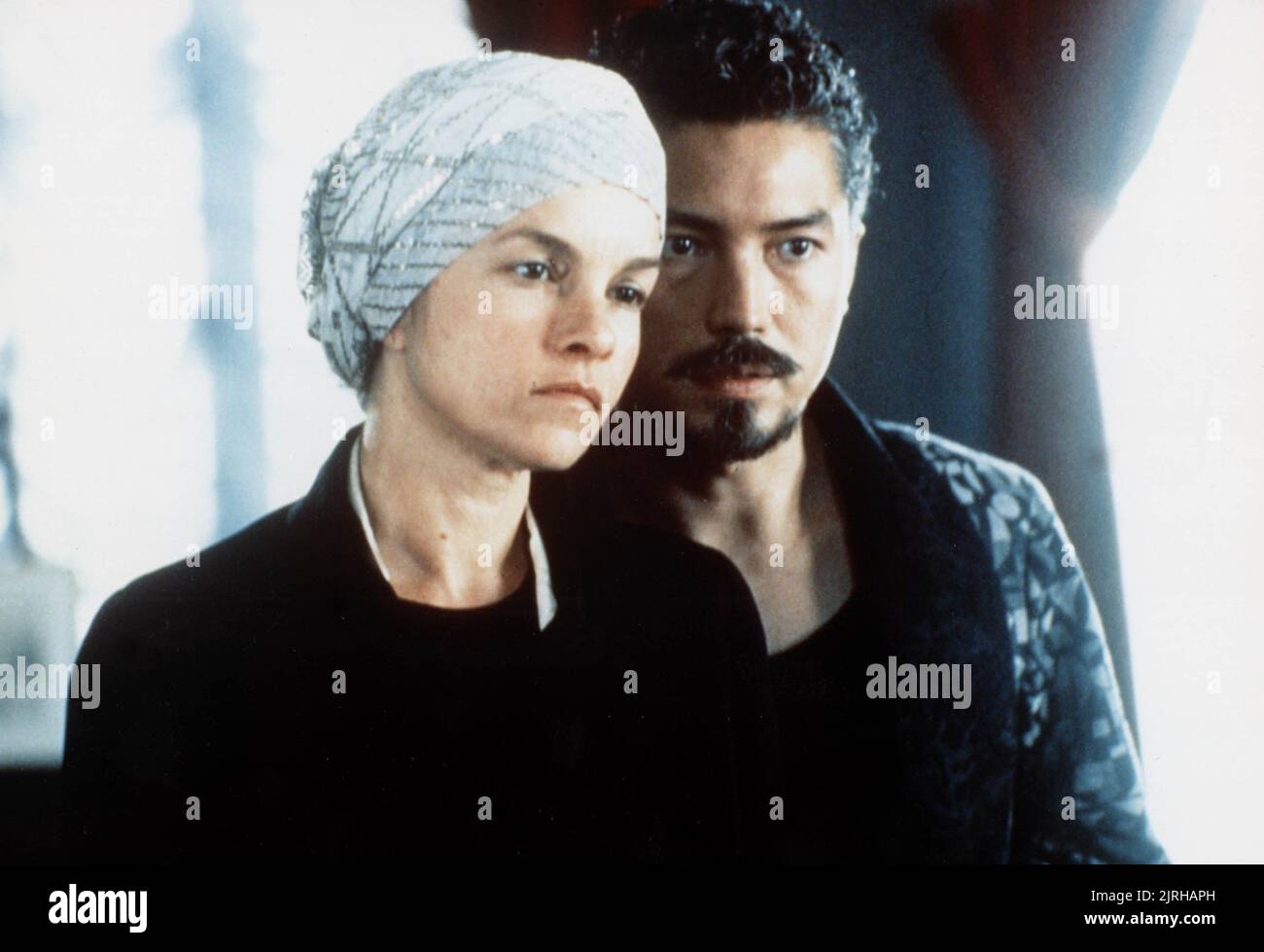 Genevieve bujold 1988 Banque de photographies et d’images à haute ...