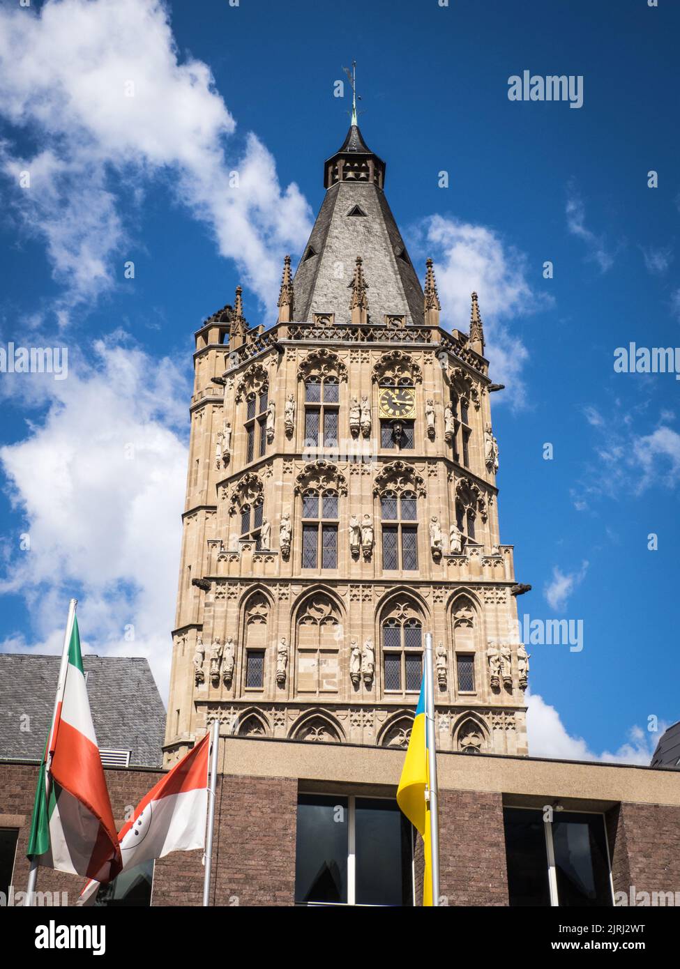 Flèche de la cathédrale de cologne Banque de photographies et d’images ...