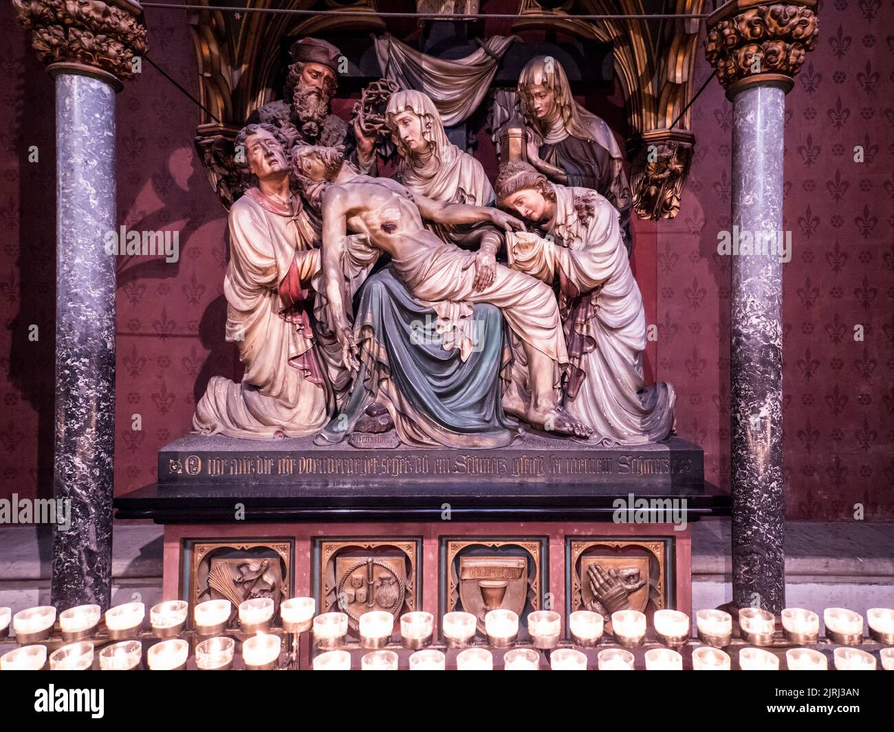 Flèche de la cathédrale de cologne Banque de photographies et d’images ...