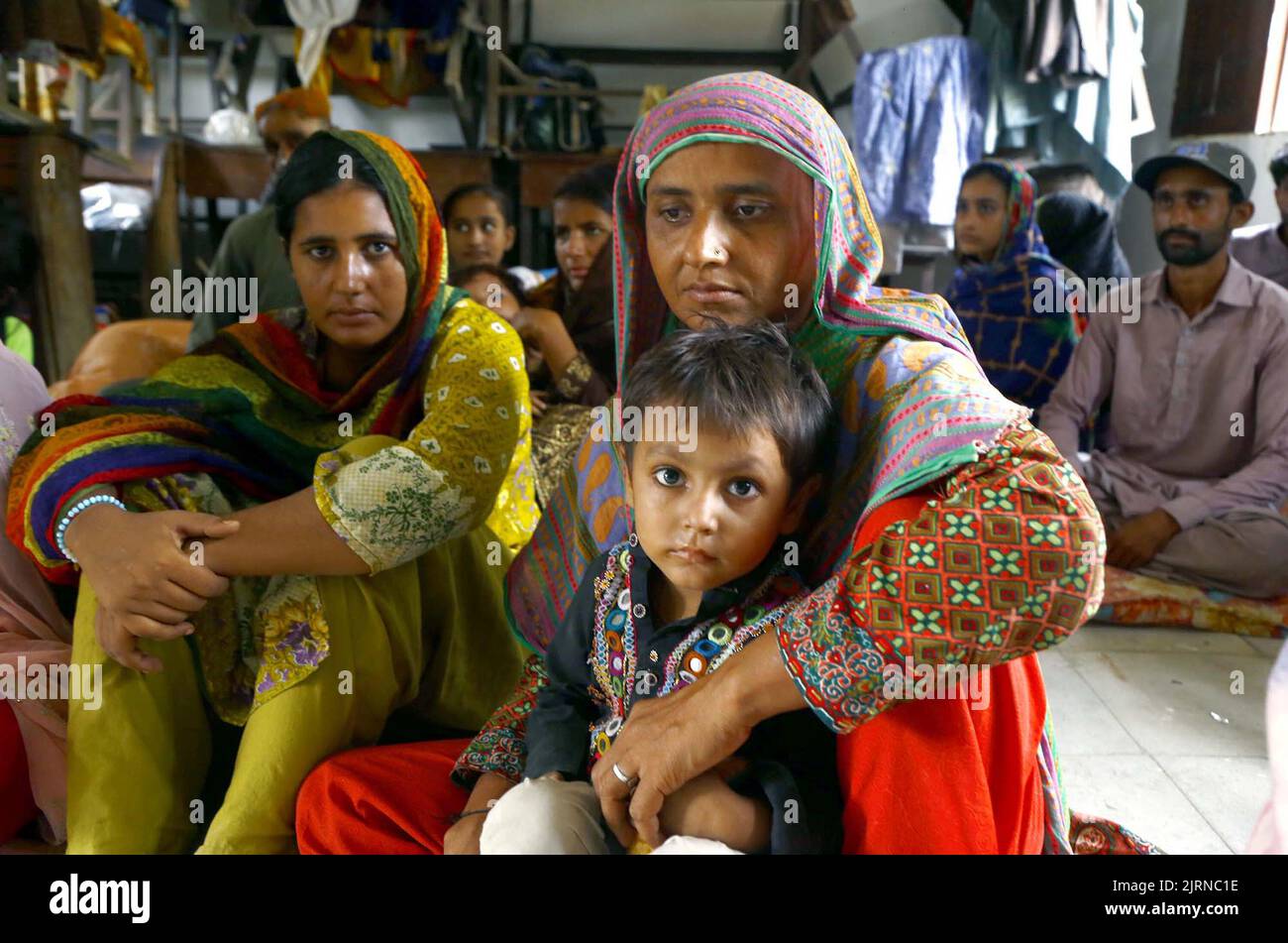 Intérieur Sindh inondation les personnes touchées ont été mises en ...