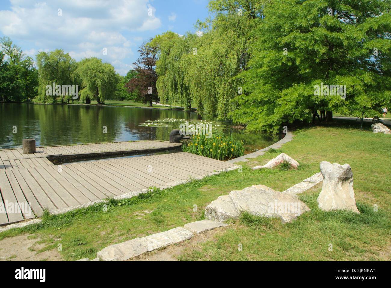 Le parc de la zone de détente et d'activités de Prague appelé ...