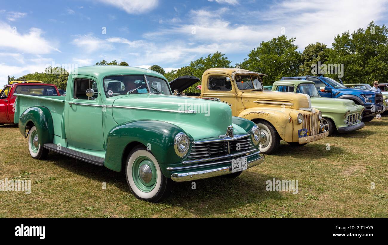 Collection de pick-up américains classiques exposés au American Auto ...