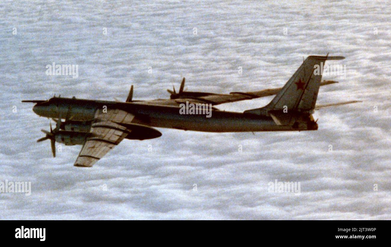 Tu 142m Banque de photographies et d’images à haute résolution - Alamy