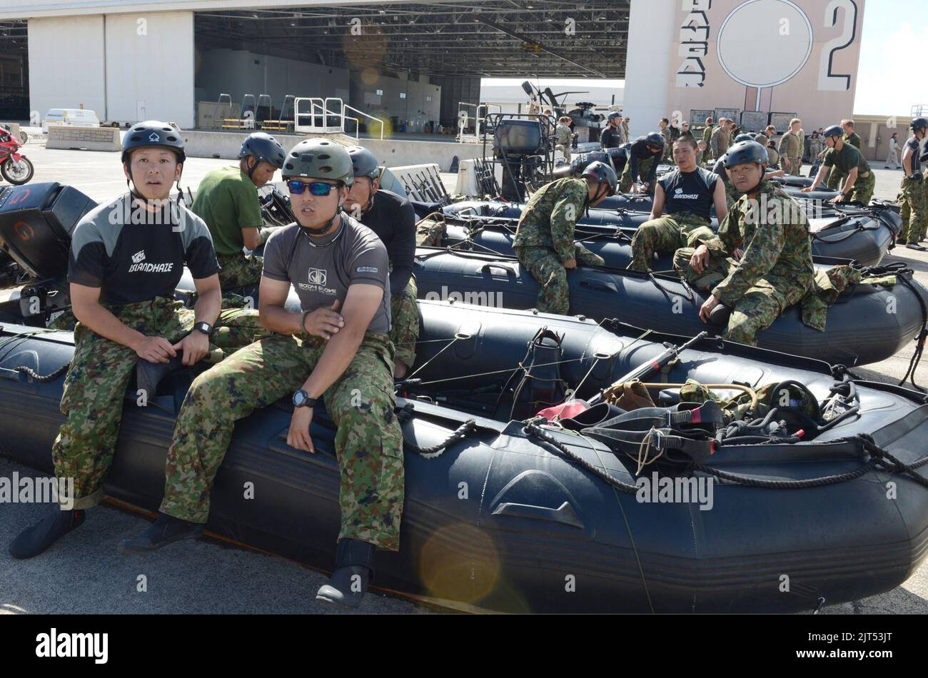 Les Marines des États-Unis affectés à la Division maritime 3rd, à la ...