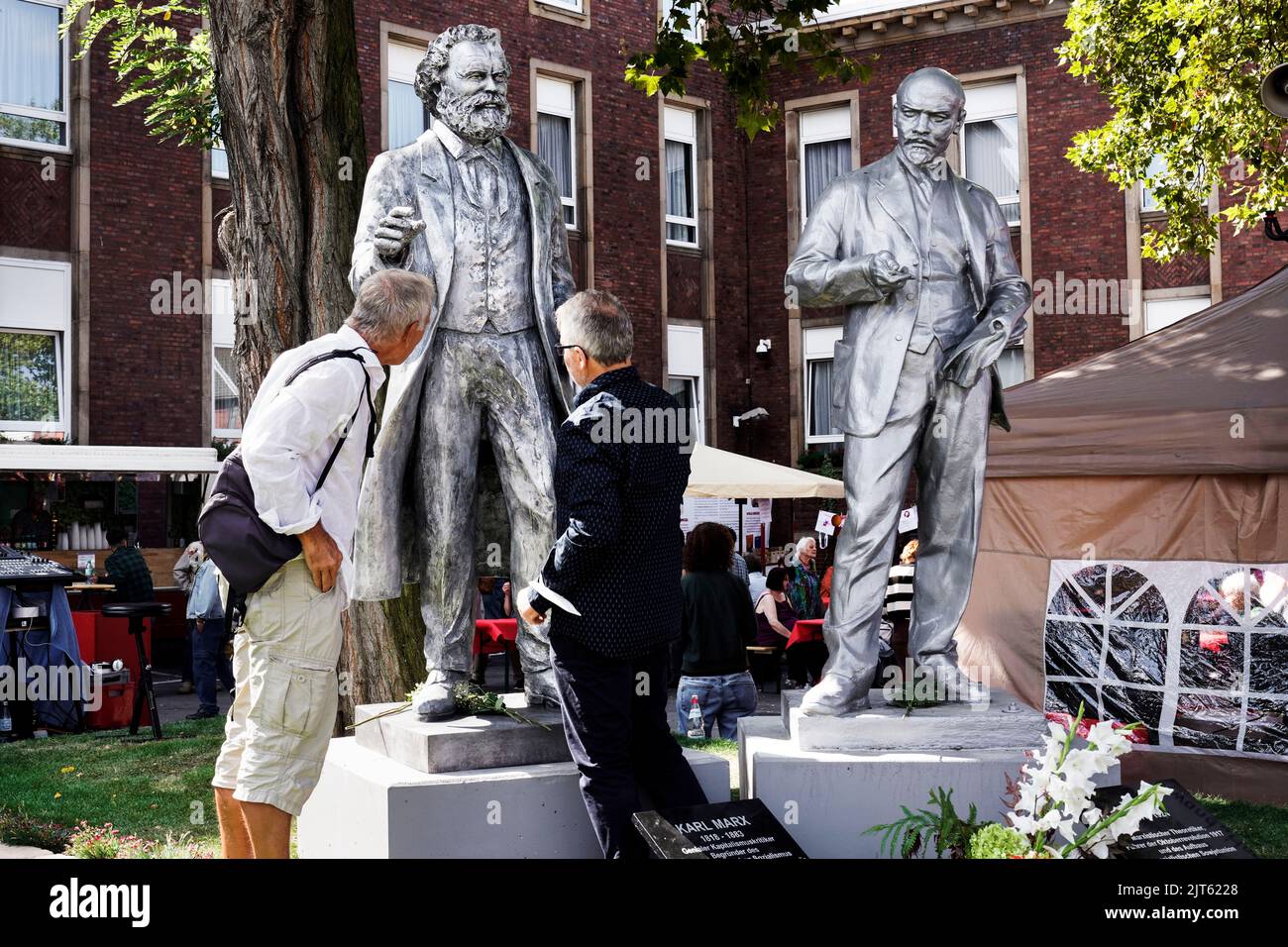Le parti communiste MLPD (Parti marxiste-léniniste d'Allemagne) a ...