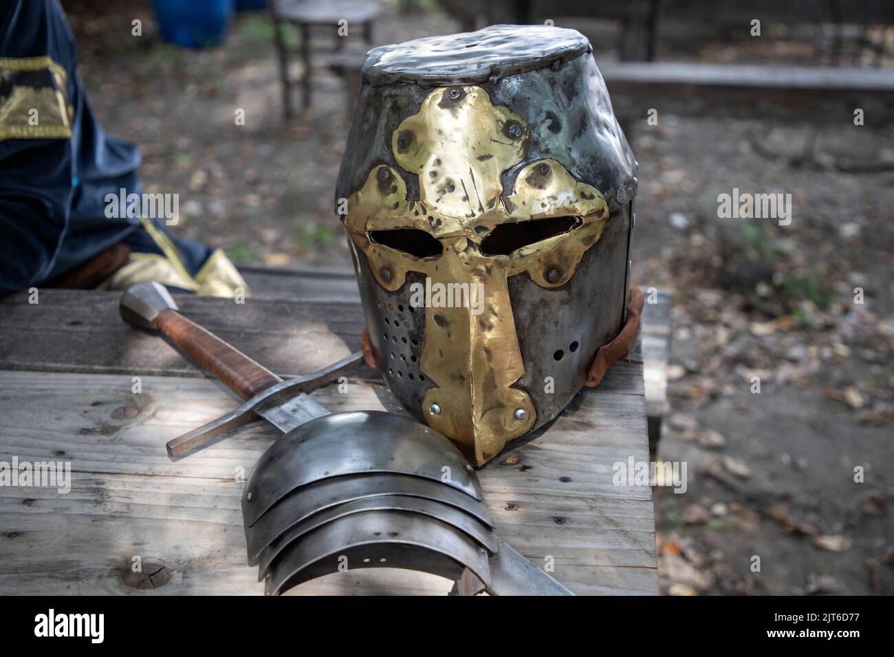 Weapon sword Banque de photographies et d’images à haute résolution - Alamy