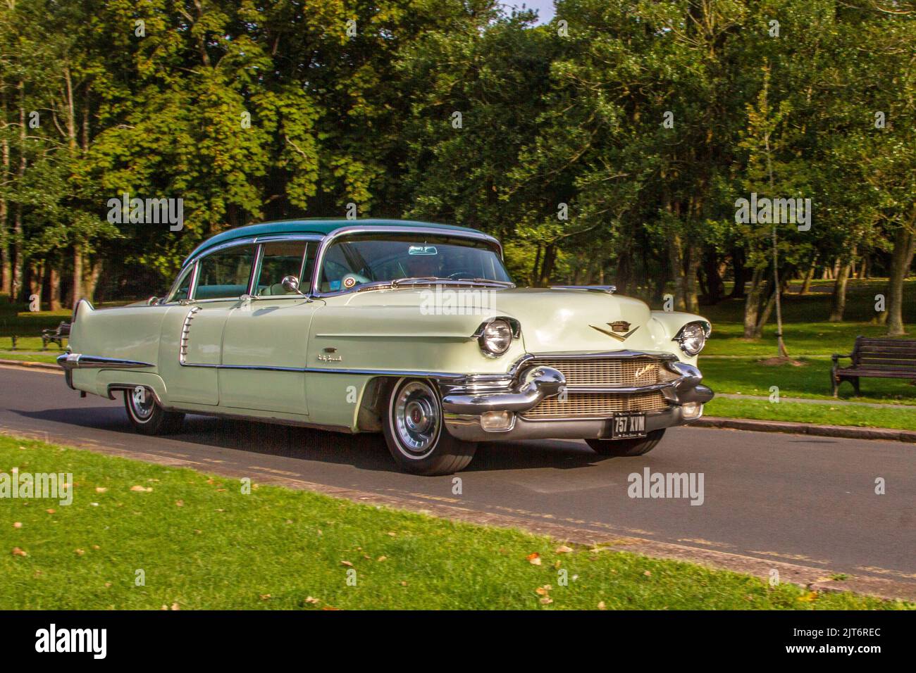 1956 50s années 50 Green American 1956 Cadillac de ville Auto 6000cc ...