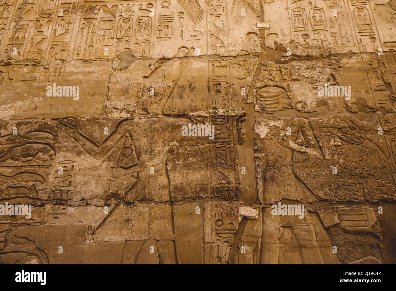 Louxor, Egypte - 11 novembre 2020: Dessin égyptien antique sur le ...