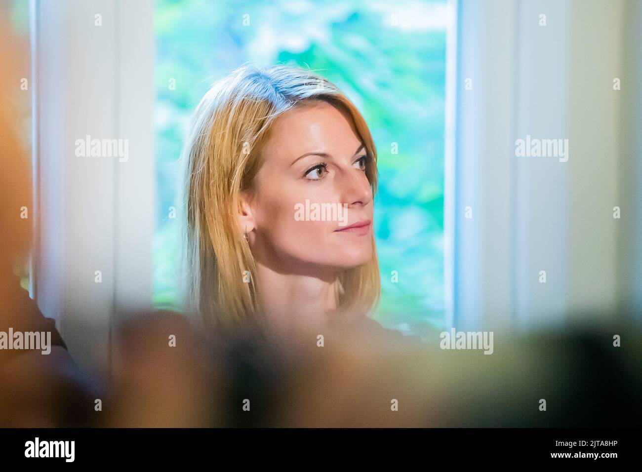 Julia fechter Banque de photographies et d’images à haute résolution ...