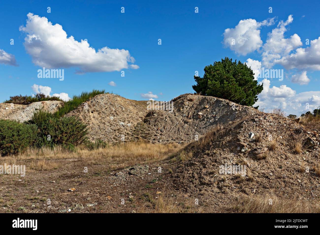 Clunes Australie / Mullock Heaps à l'ancienne mine de Clunes Sud à ...