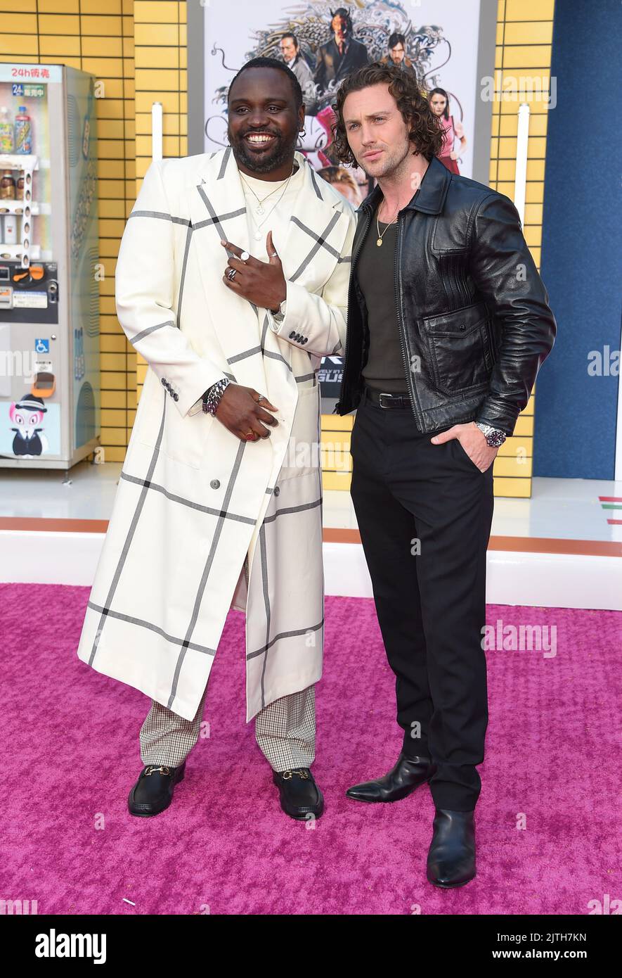 Brian Tiree Henry et Aaron Taylor-Johnson arrivent à la première à Los ...