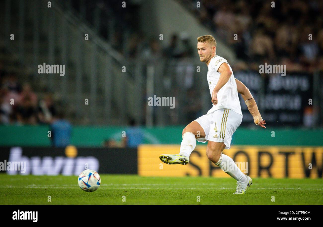 Matthijs de Ligt (Muenchen) Viktoria Köln - FC Bayern München 31.08.2022, Fussball; saison 2022/ ...