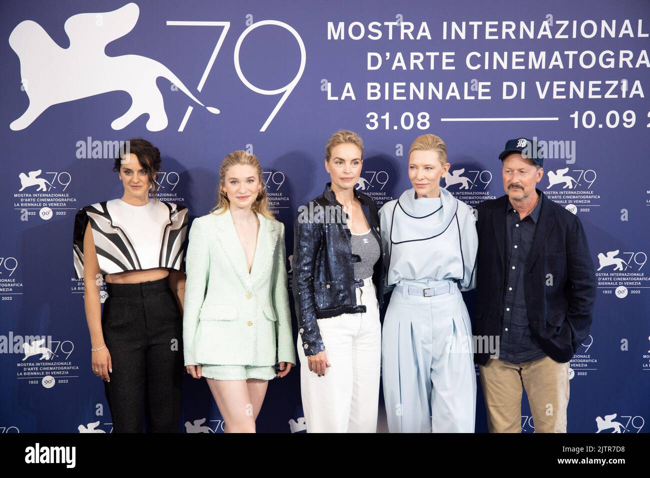 (G-D) Noemie Merlant, Sophie Kauer, Nina Hoss, Cate Blanchett et le réalisateur Todd Field ...