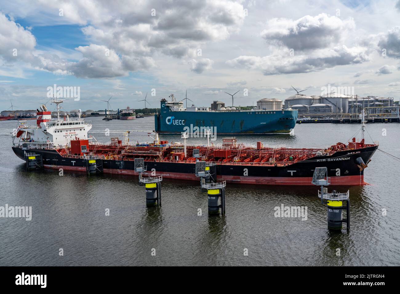 Petroleumhaven, Vopak terminal Europoort, exploitation de réservoirs de ...