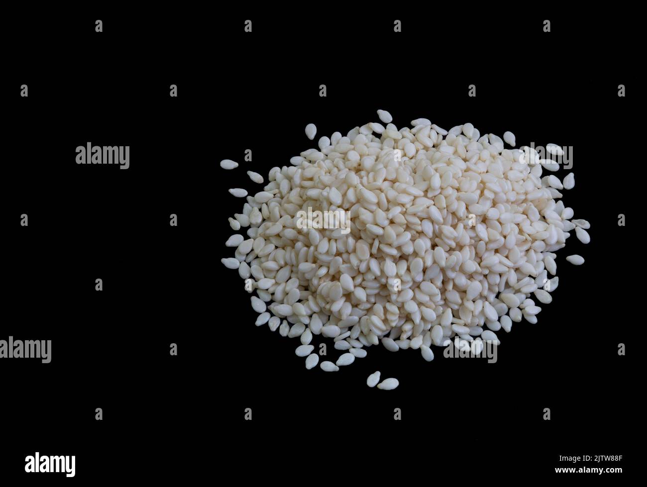 Le sésame est une plante à fleurs, Sesamum indicum, du genre Sesamum ...