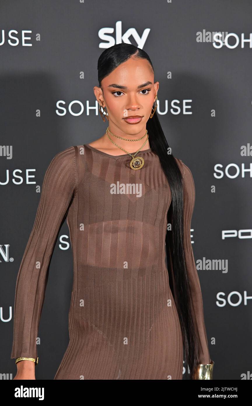 Yasmin finney acteur Banque de photographies et d’images à haute ...