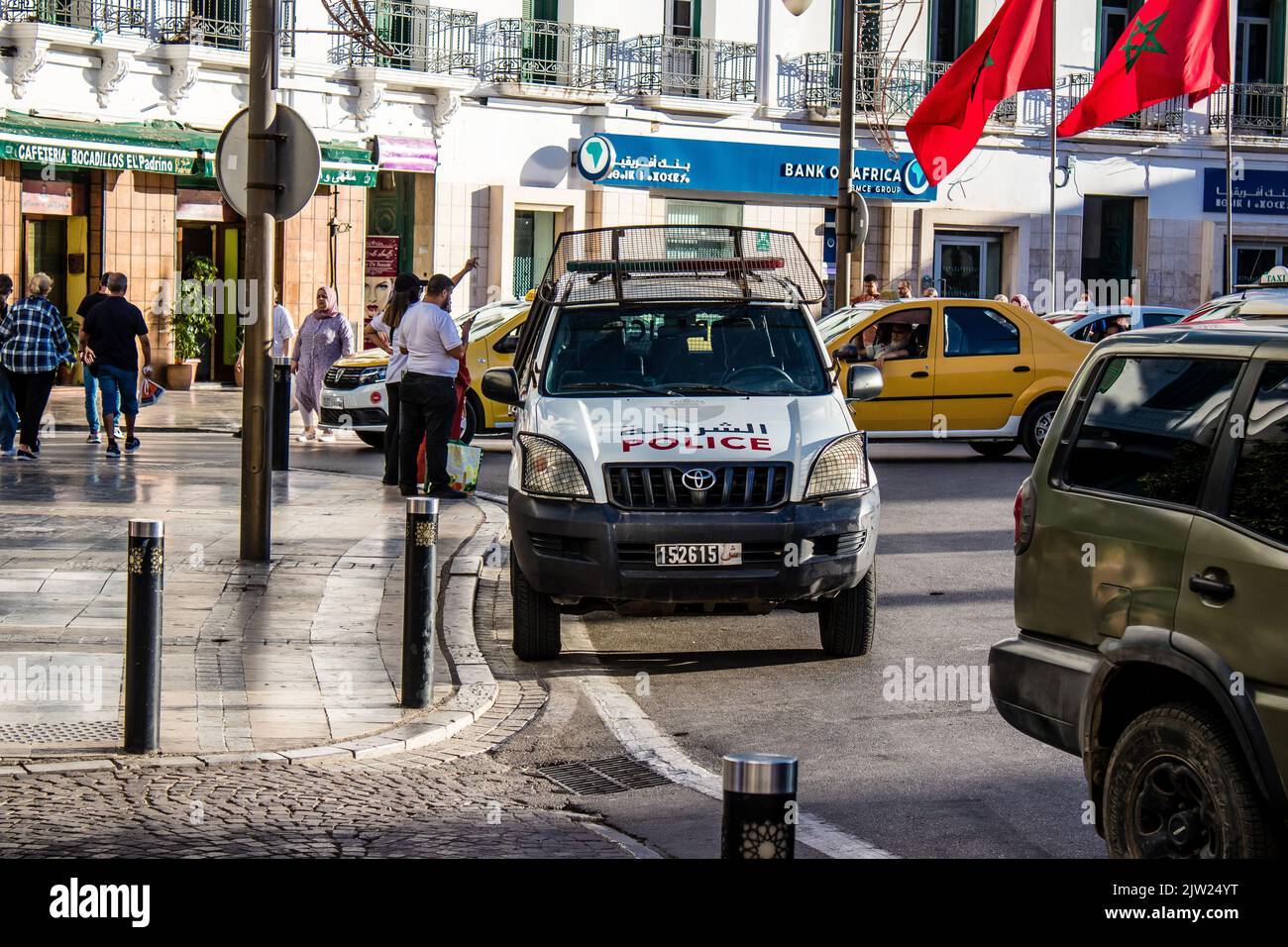 Tétouan, Maroc - 19 août 2022 une voiture de police patrouilant dans ...