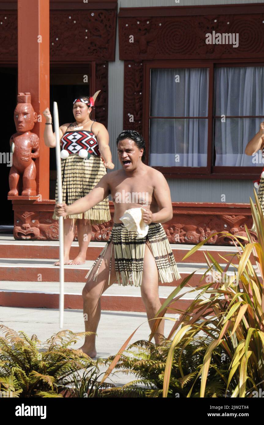 Maori hongi nz Banque de photographies et d’images à haute résolution ...