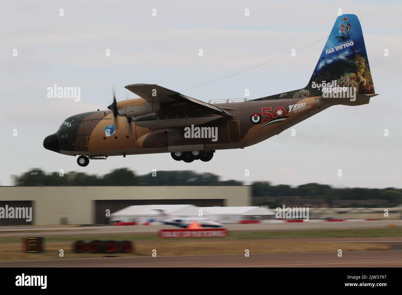 346 'Guts Airline', un Hercules C-130H de Lockheed exploité par la ...