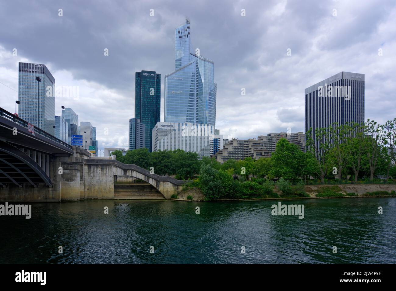 île de puteaux france Banque de photographies et d’images à haute ...