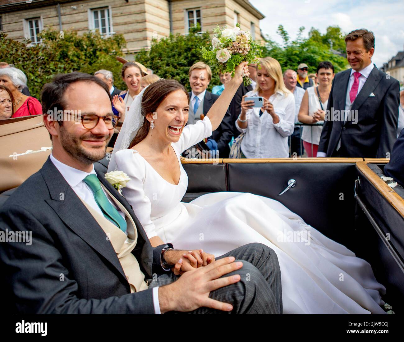 Le comte Charles Henri d'Udekem d'Acoz et la comtesse Caroline Philippe ...