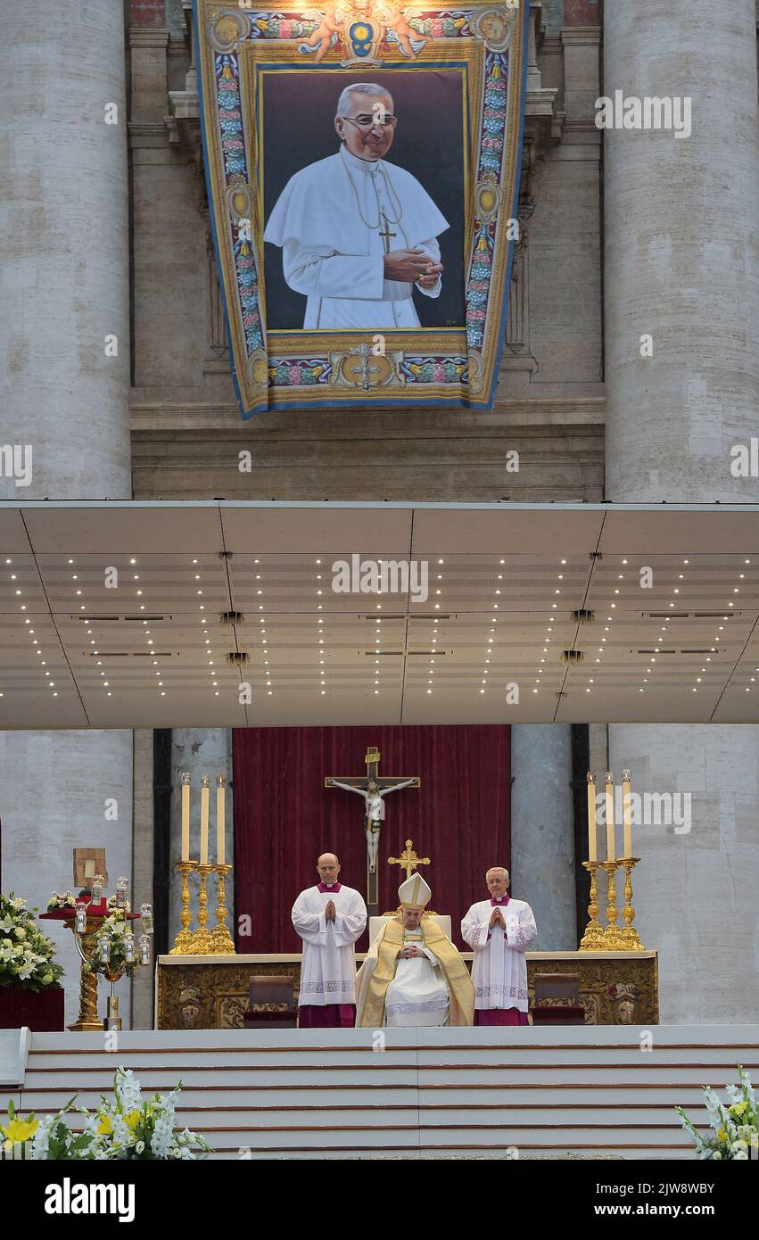 Photo du 26 août 2022 avec le pape Banque de photographies et d’images à haute résolution - Alamy