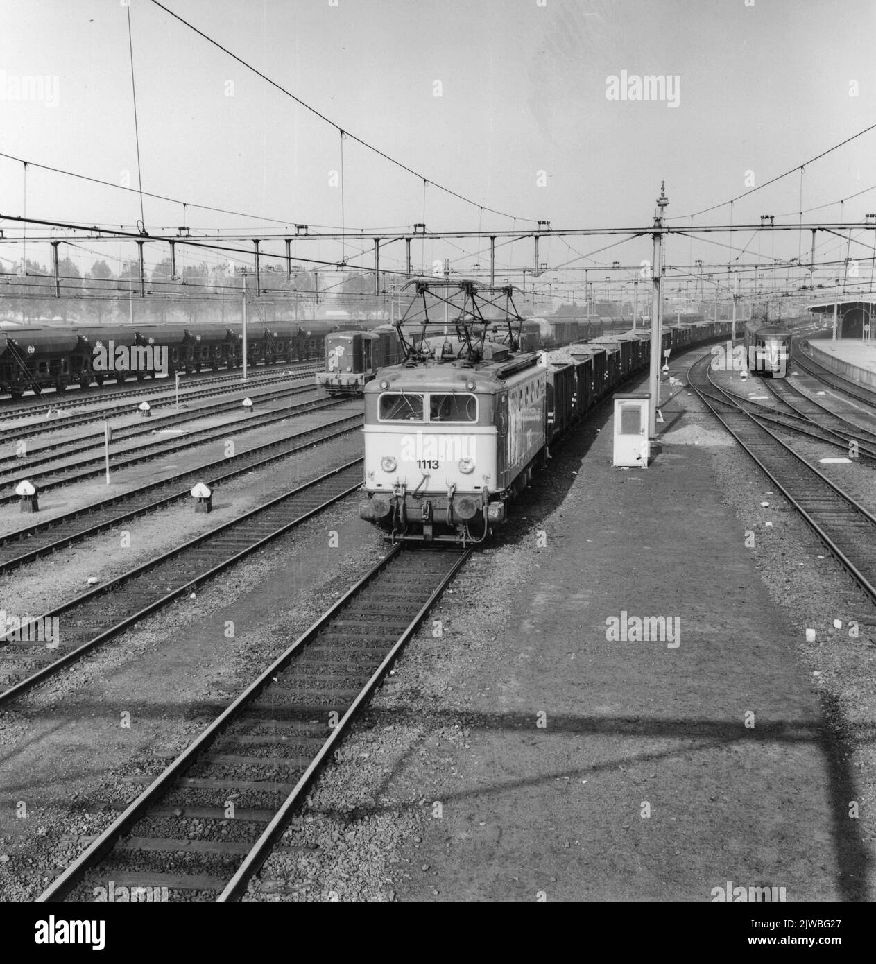 Image de la locomotive électrique n° 1113 (série 1100) de la N.S. Avec ...