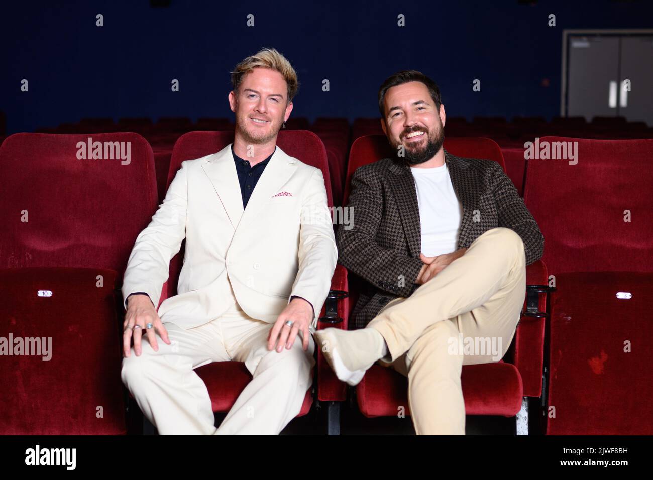 Phil MacHugh (à gauche) et Martin Compston au Waterfront Cinema de Greenock, avant la ...
