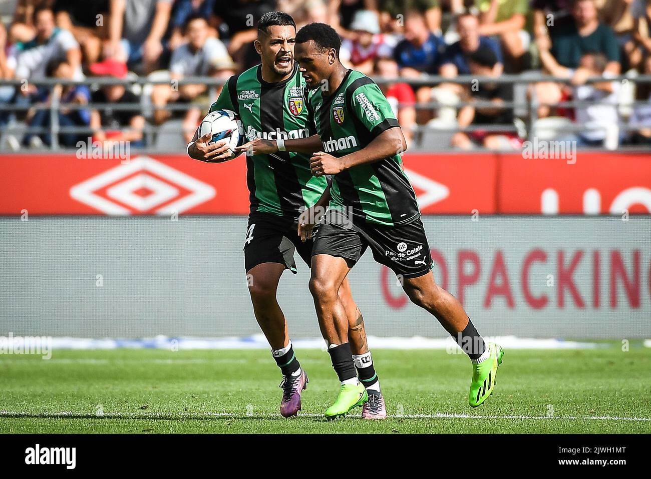 Reims, France - 4 septembre 2022, lois OPENDA de Lens Célébrez son but ...