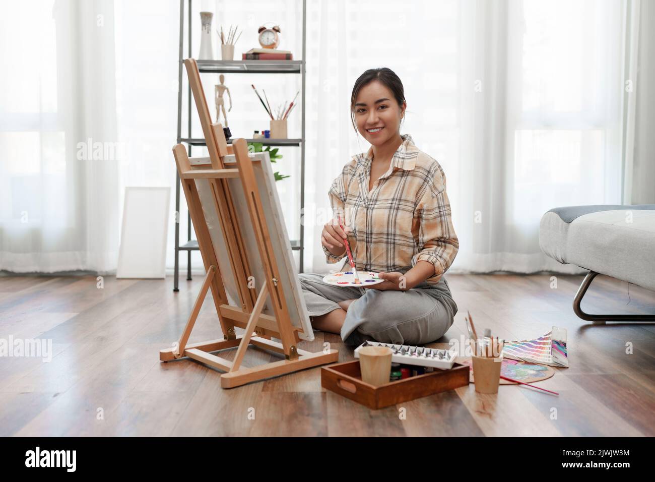 Peinture sur toile visage de femme colorée Banque de photographies et d ...