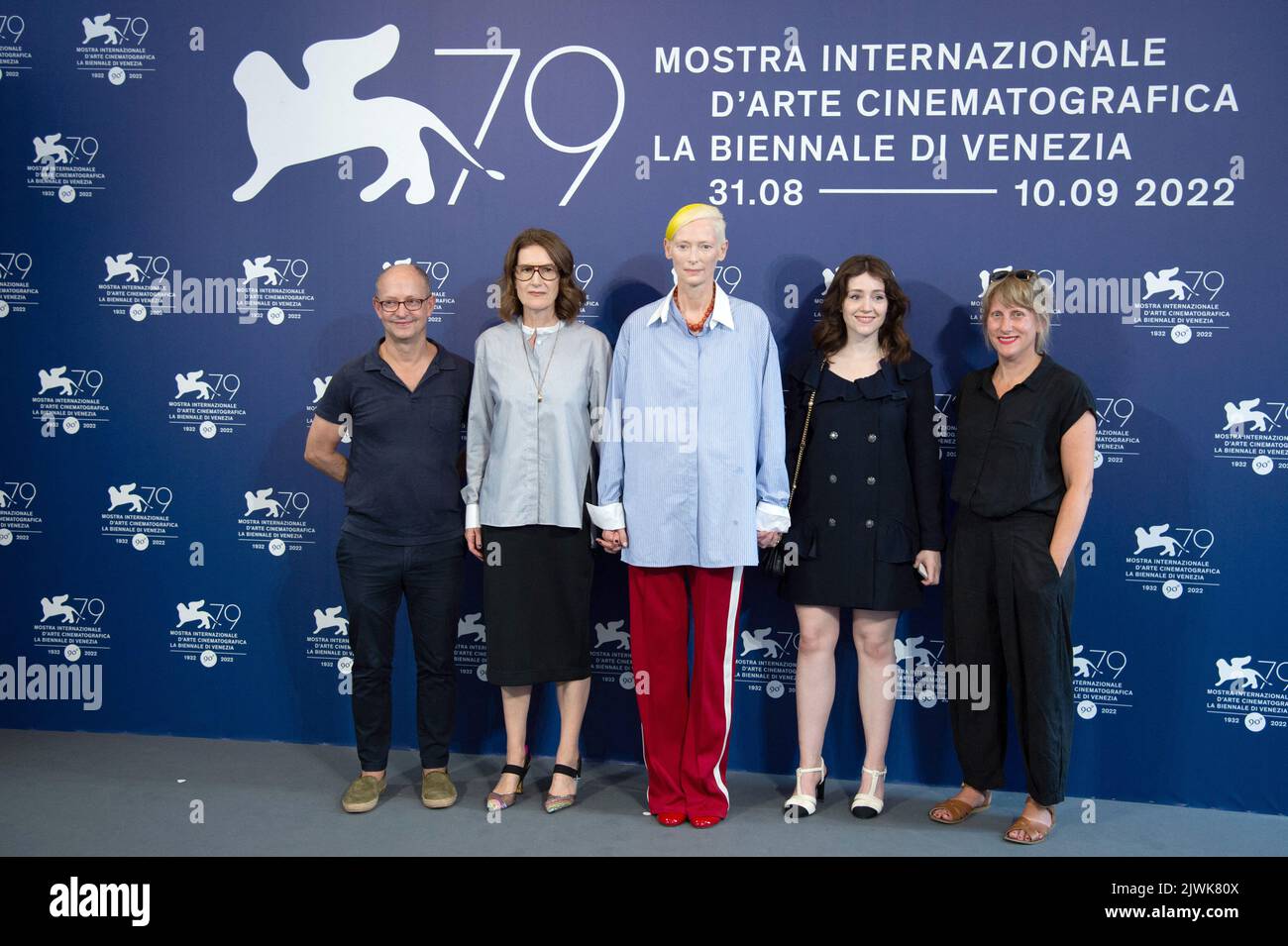Venise, Italie, 06 septembre 2022. Ed Guiney, Joanna Hogg, Tilda ...